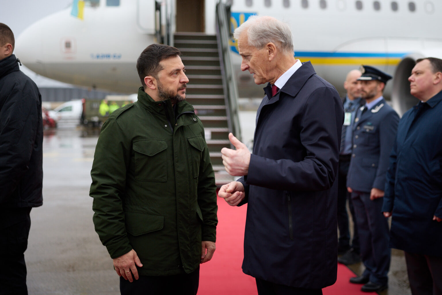 Zelenskyj kaller Trumps våpenhvile-forslag et «godt kompromiss ...